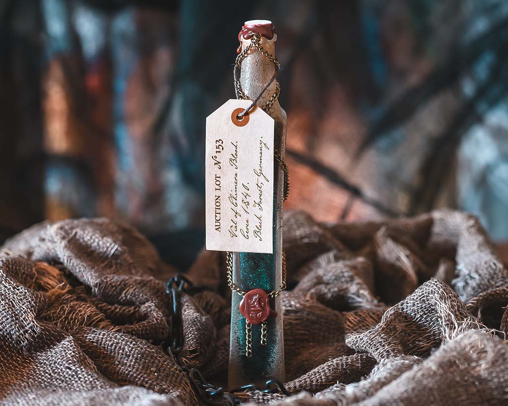 Chimera Blood Potion – Mist & Magic